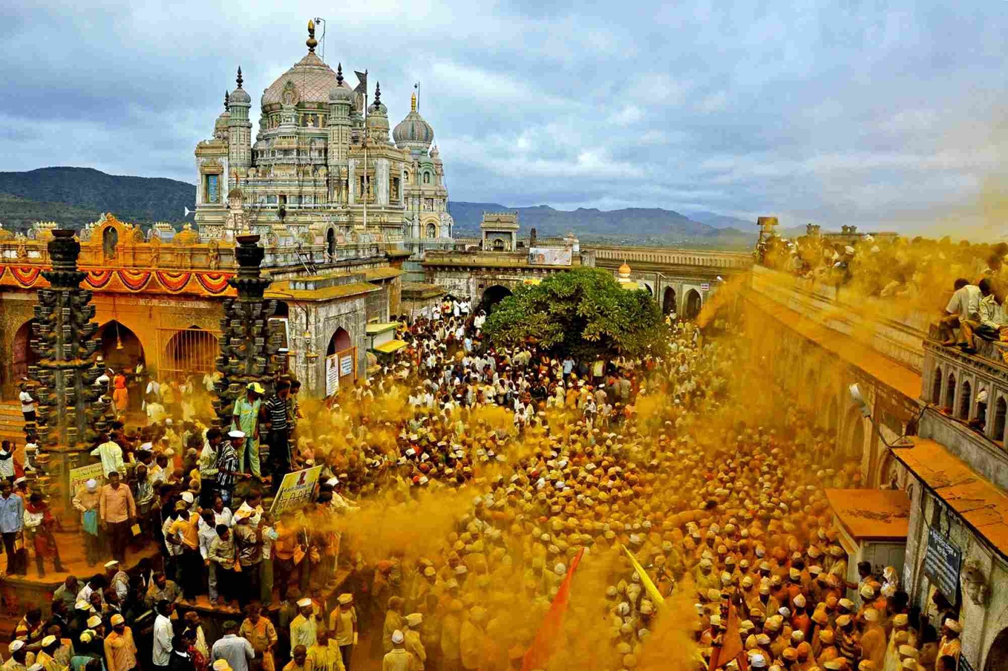 Khandoba Temple | Jejuri | Myoksha